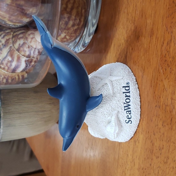 Seaworld | Art | Seaworld Dolphin Sand Artwork Sculpture From Seaworld ...